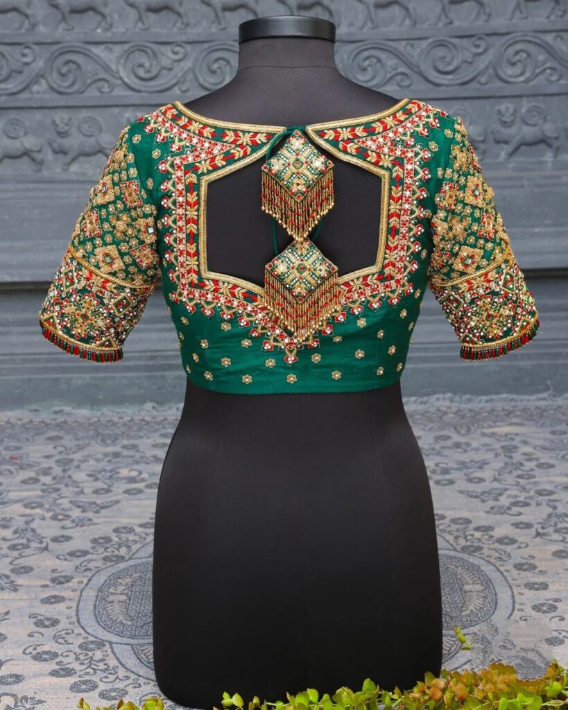 Best 100+ Blouse Ke Design » Mixing Images